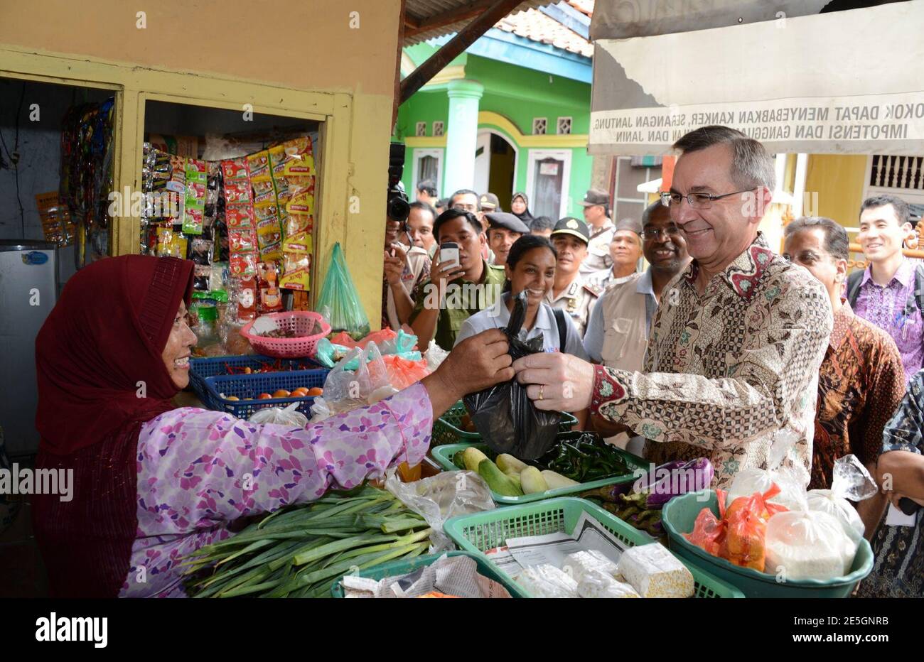 Usaid project hi-res stock photography and images - Alamy