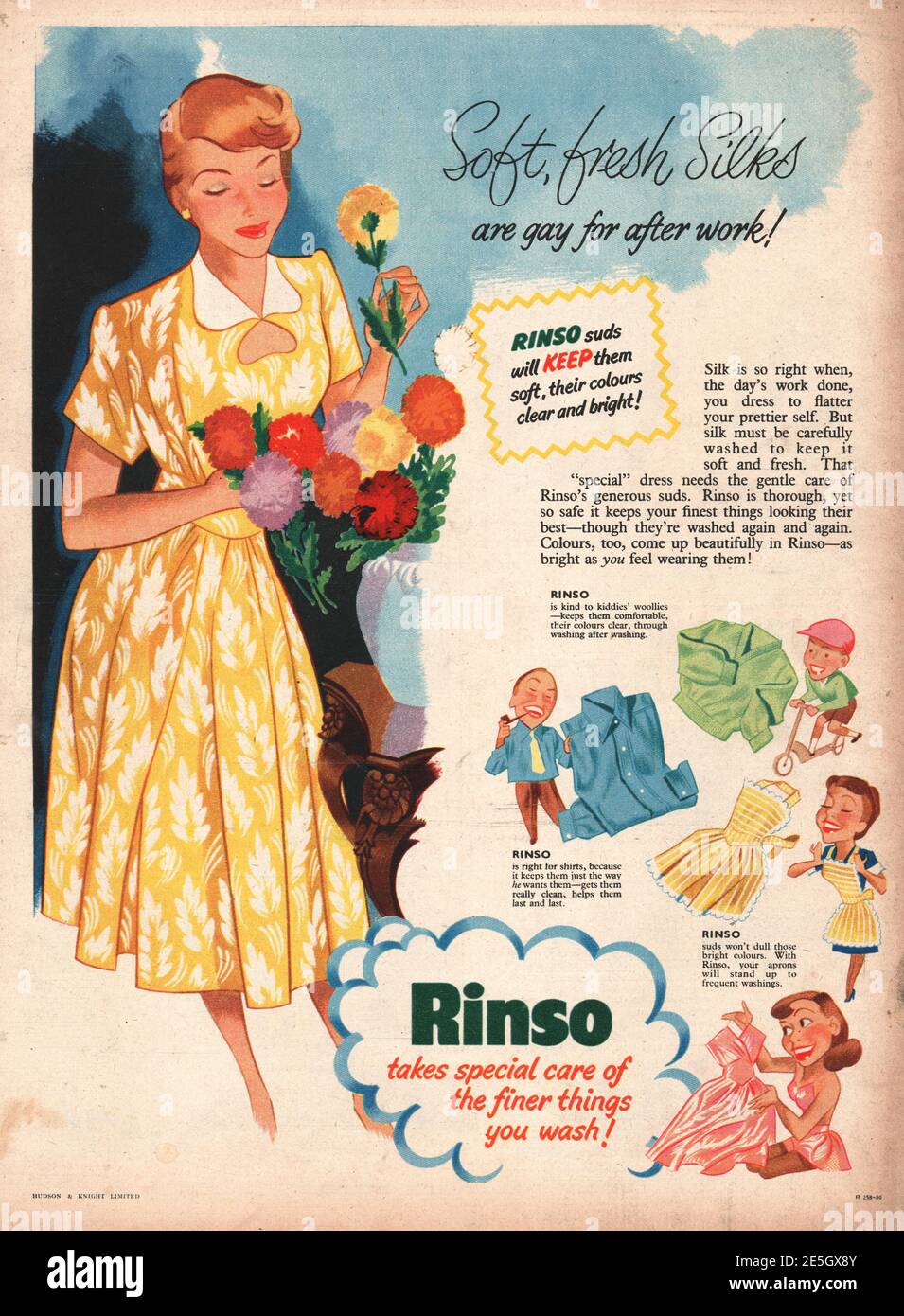 Washing machine advert 1950 hi-res stock photography and images - Alamy