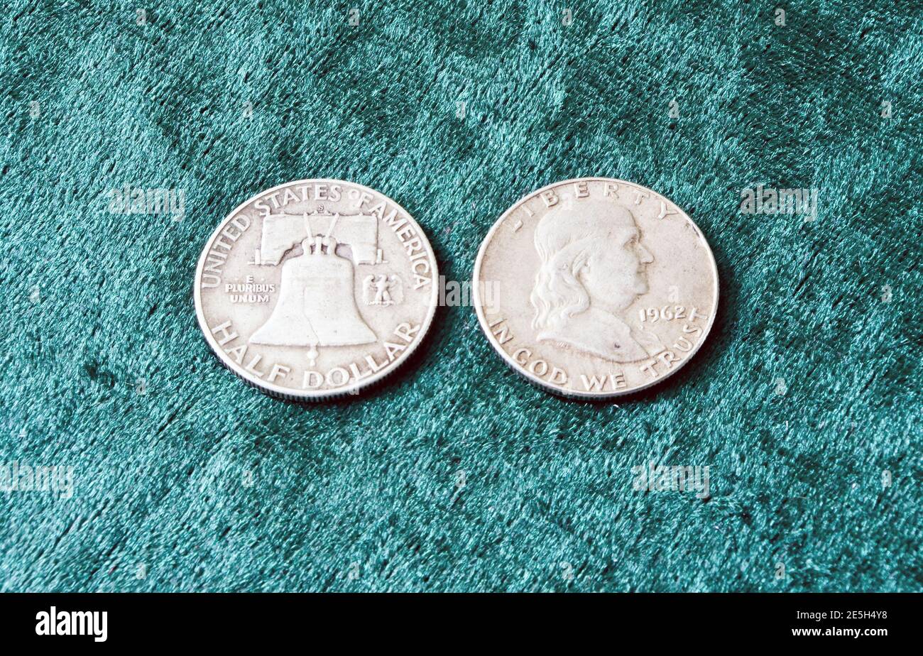 Reverse side of us dollar coin hi-res stock photography and images - Alamy