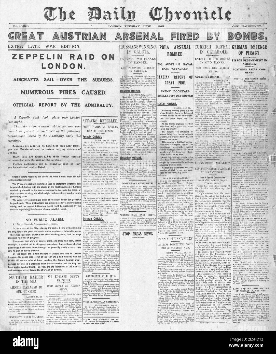 Zeppelin london first world war hi-res stock photography and images - Alamy