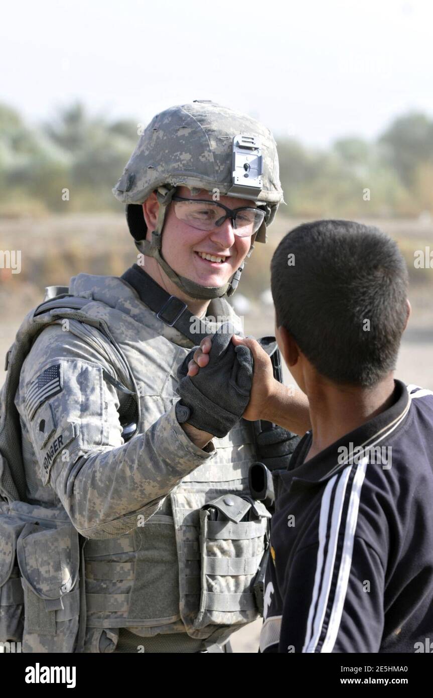 Micro grant hi-res stock photography and images - Alamy