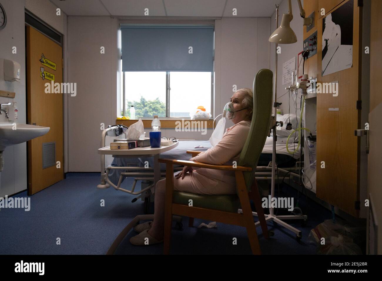 Royal alexandra hospital in paisley hi-res stock photography and images ...