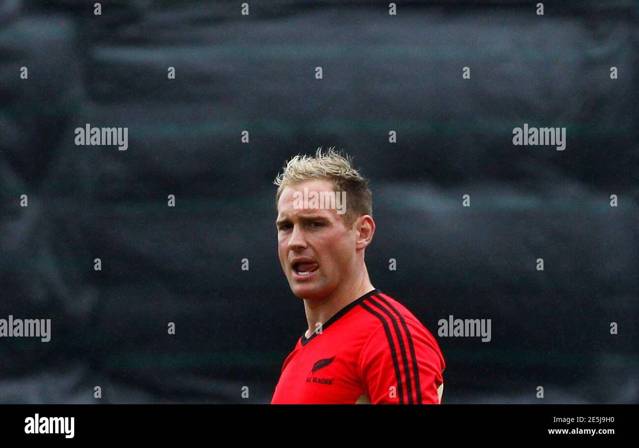 Andy ellis new zealand hi-res stock photography and images - Alamy