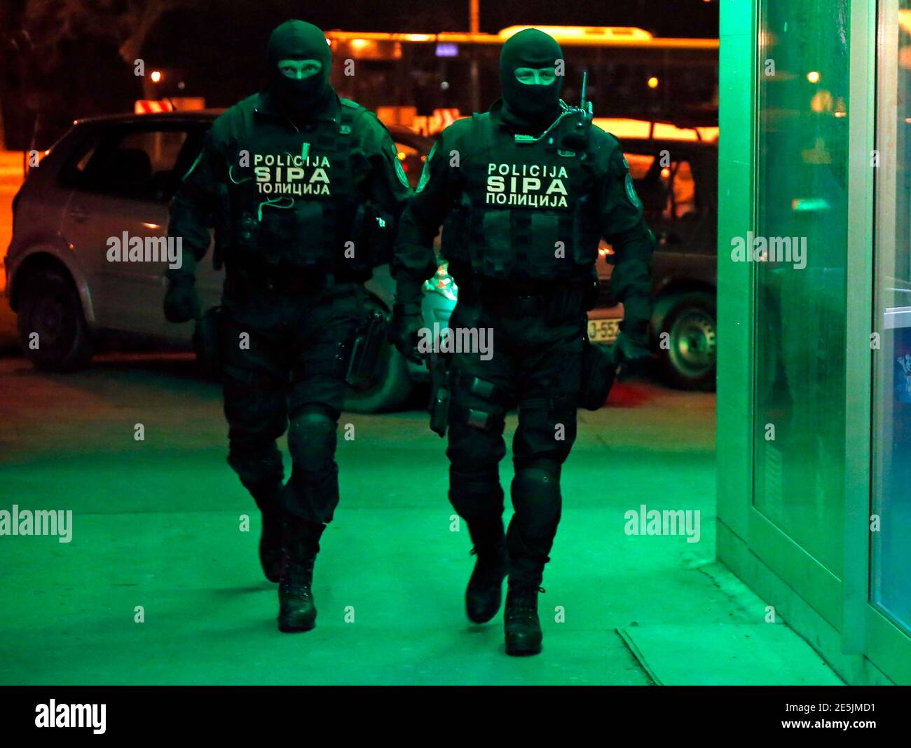 Bosnia operation hi-res stock photography and images - Alamy