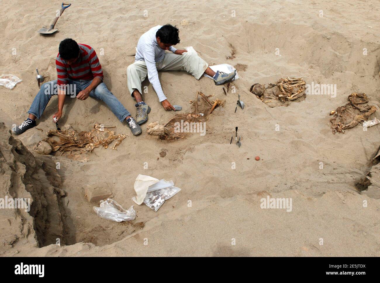 Inca chief hi-res stock photography and images - Alamy