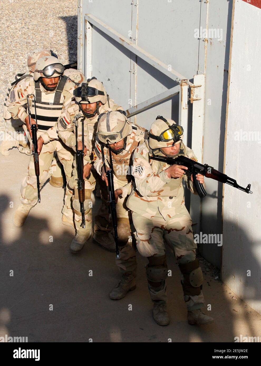 Close quarter combat u s hi-res stock photography and images - Alamy