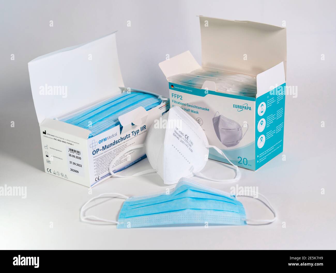 Packs of protective face masks hi-res stock photography and images - Alamy
