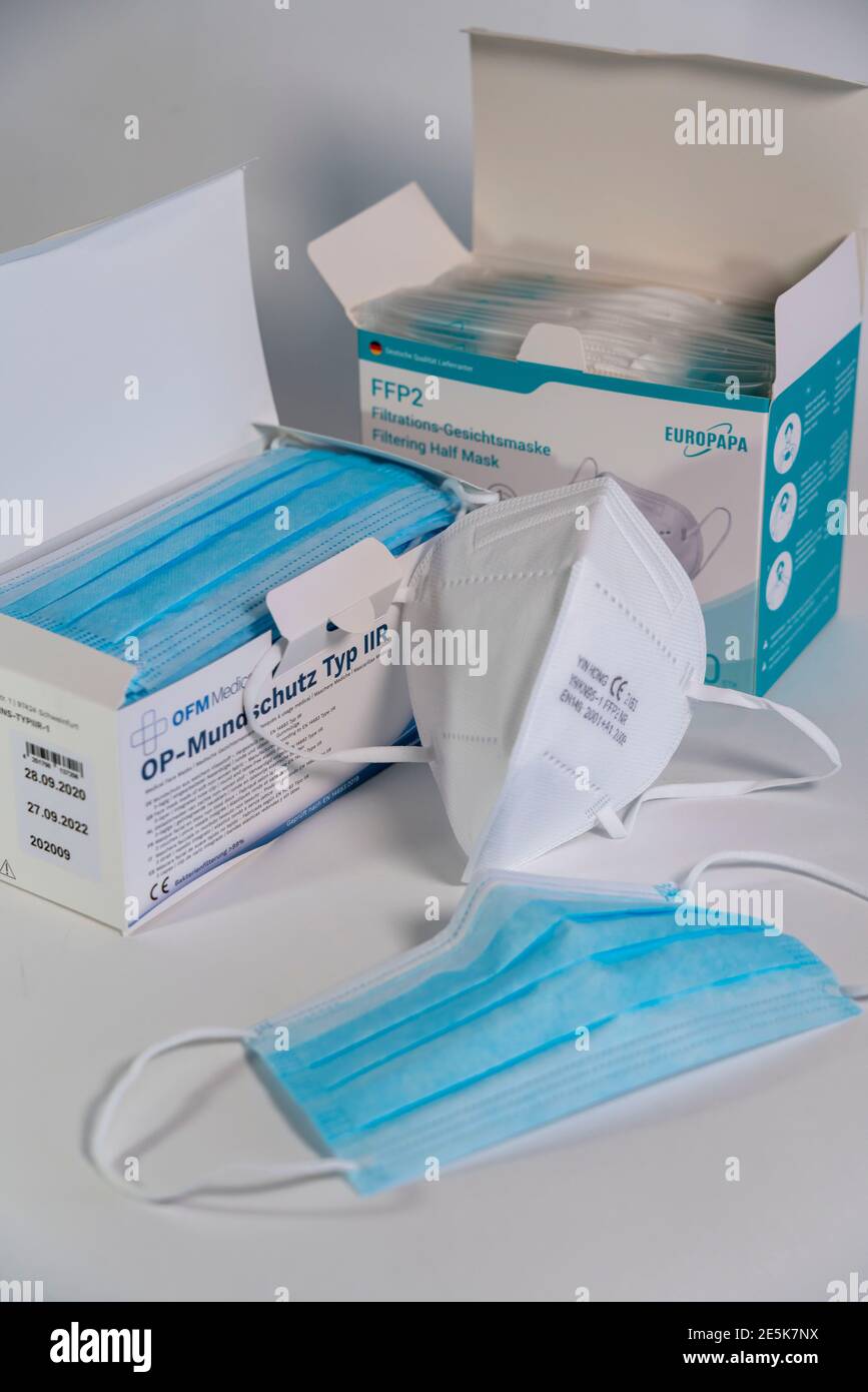 Packs of protective face masks hi-res stock photography and images - Alamy