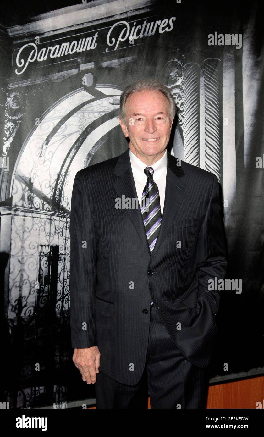 Director william wellman hi-res stock photography and images - Alamy