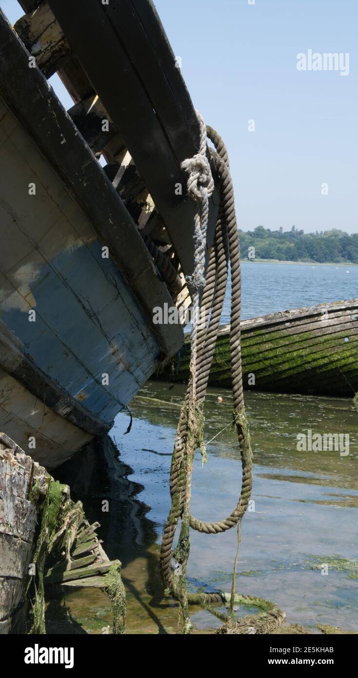 Rotten boat hi-res stock photography and images - Alamy