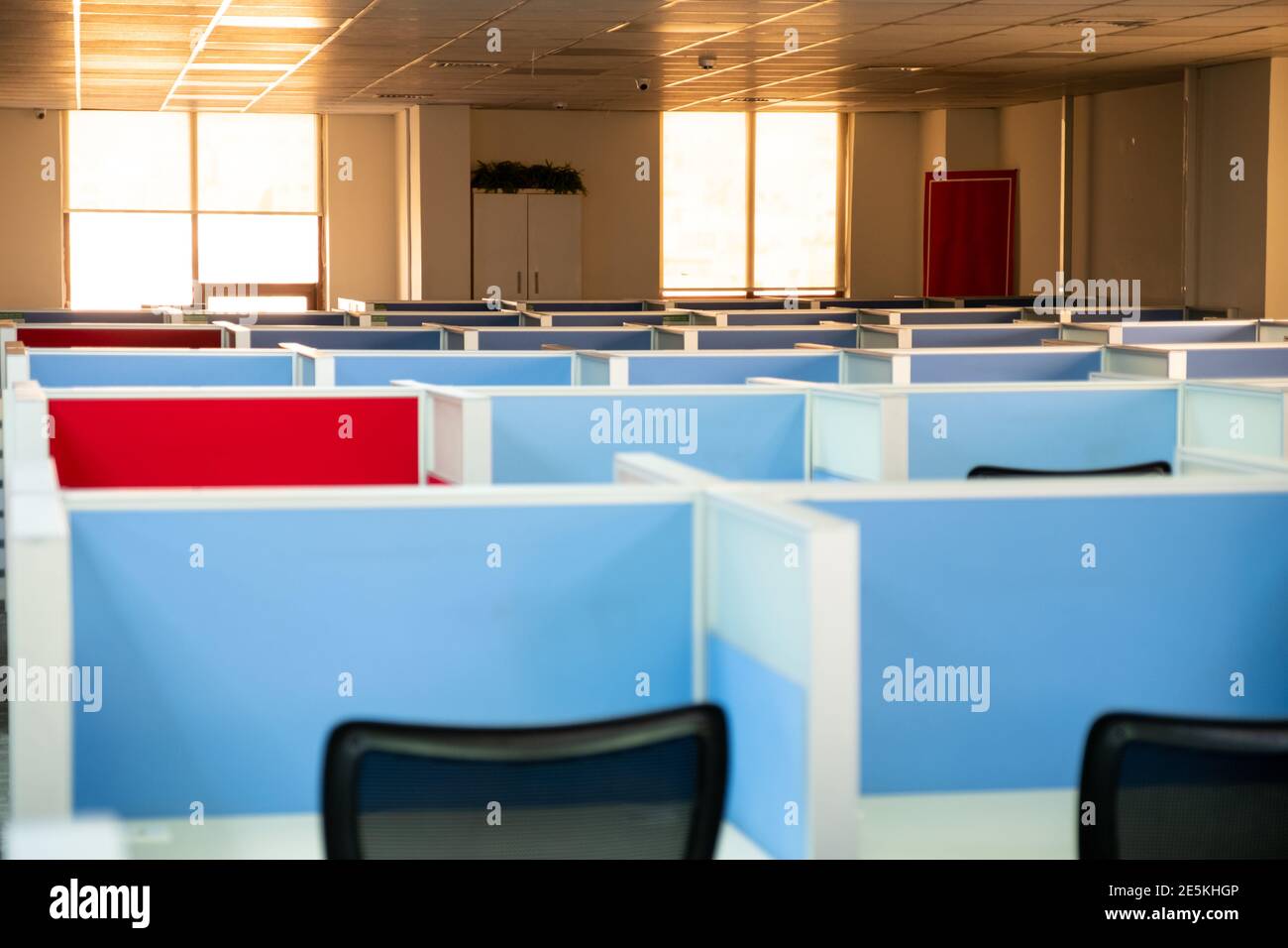 Empty call center hi-res stock photography and images - Alamy