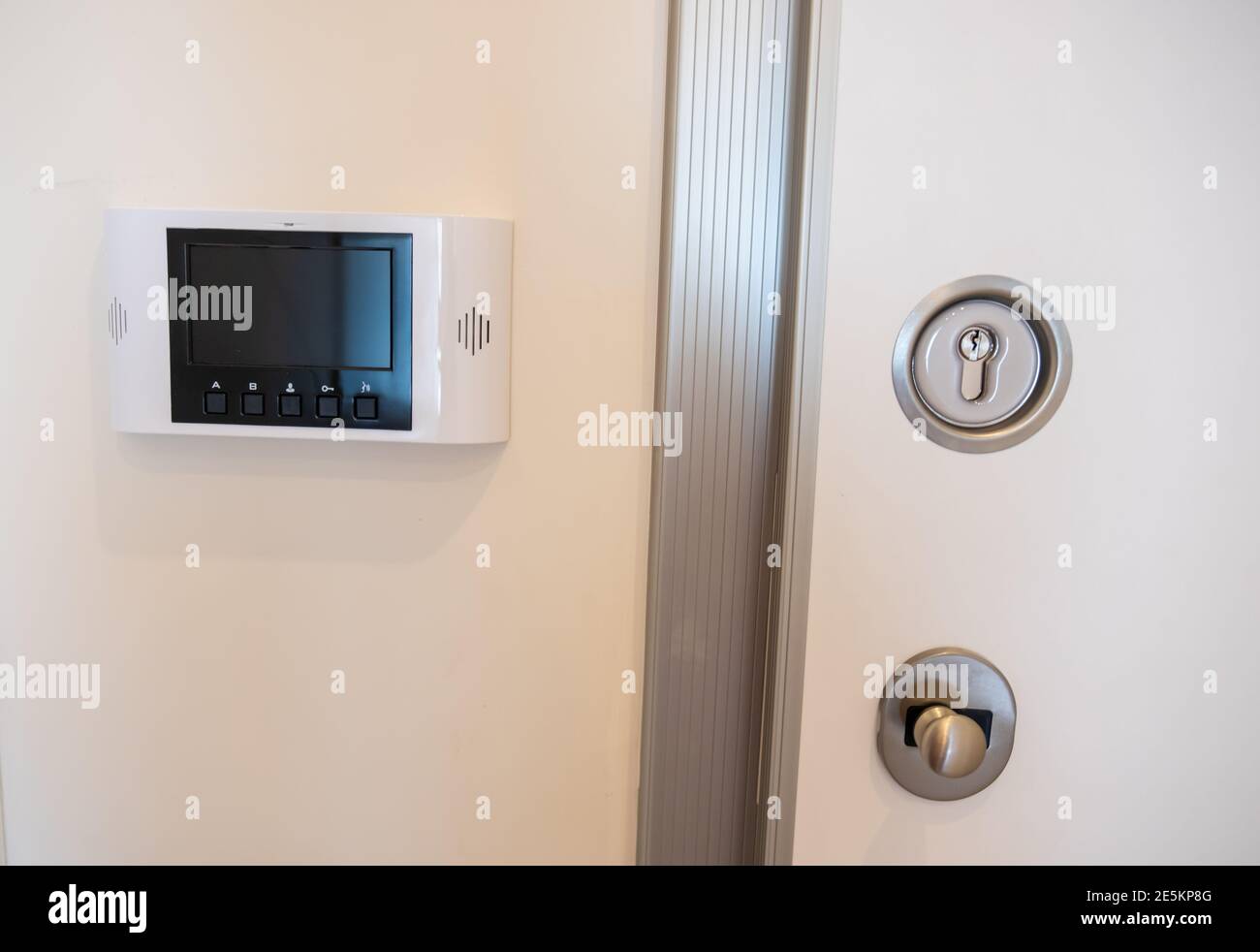 Door electronic access control system machine Stock Photo - Alamy