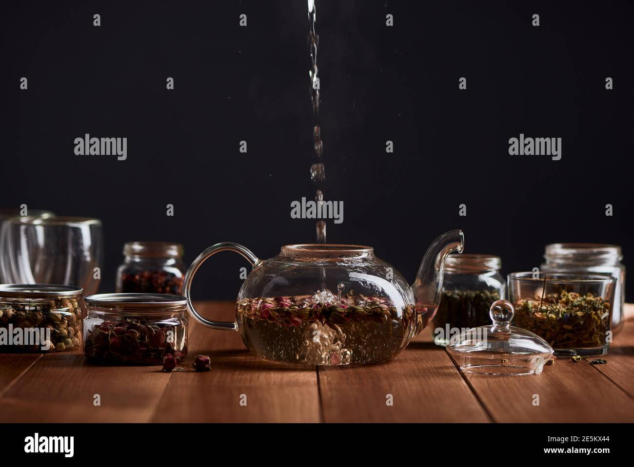 A boiling flower hi-res stock photography and images - Alamy