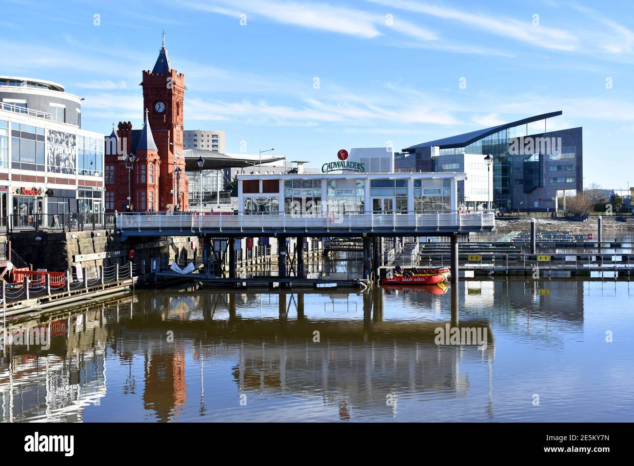 Mermaid Quay, Caridff Bay, Cardiff, Wales Stock Photo - Alamy