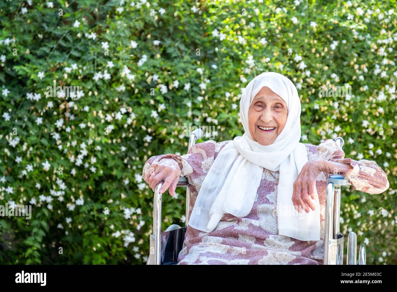 Old woman full of hope Stock Photo - Alamy