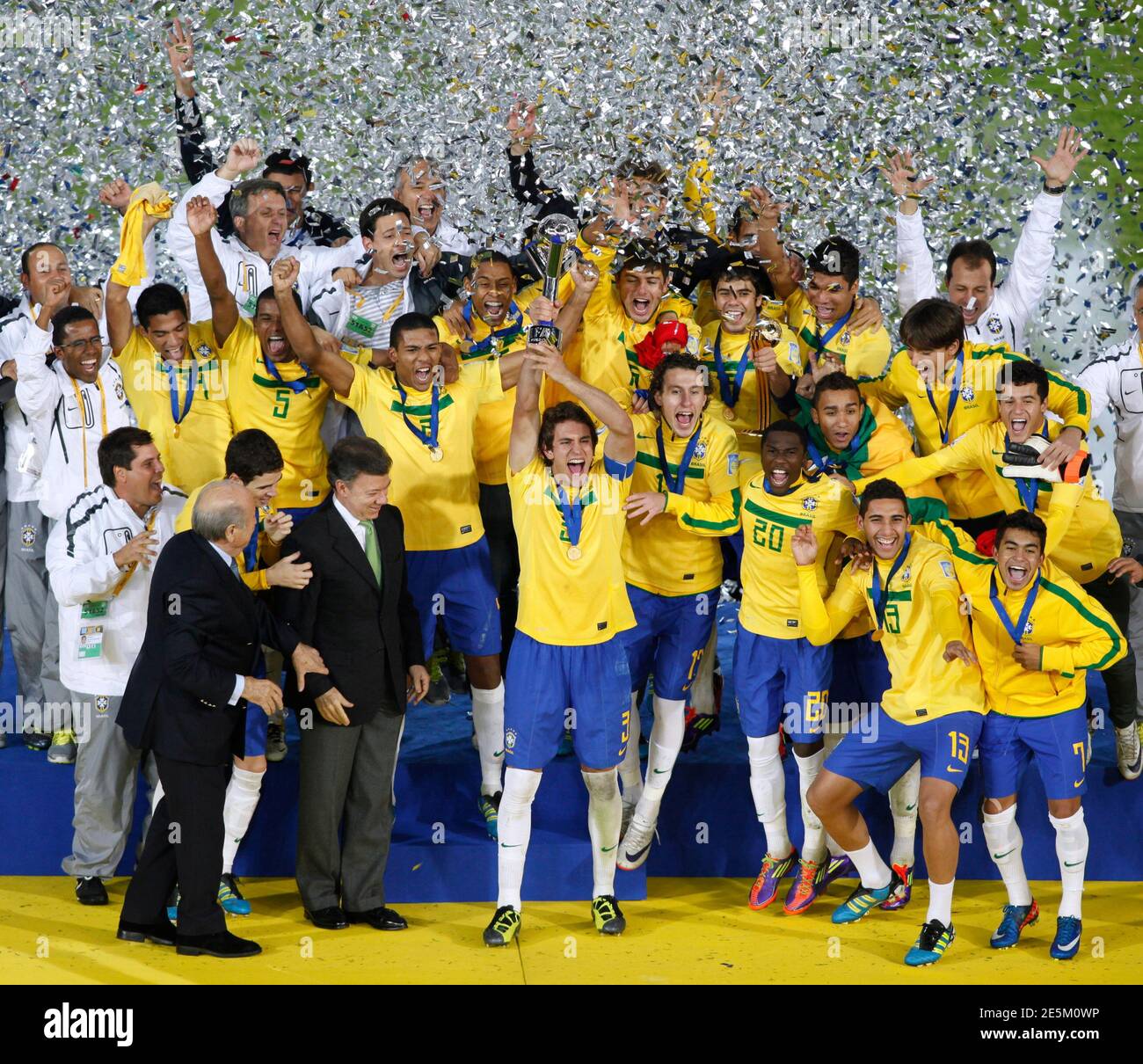 Fifa u20 world cup trophy hi-res stock photography and images - Alamy