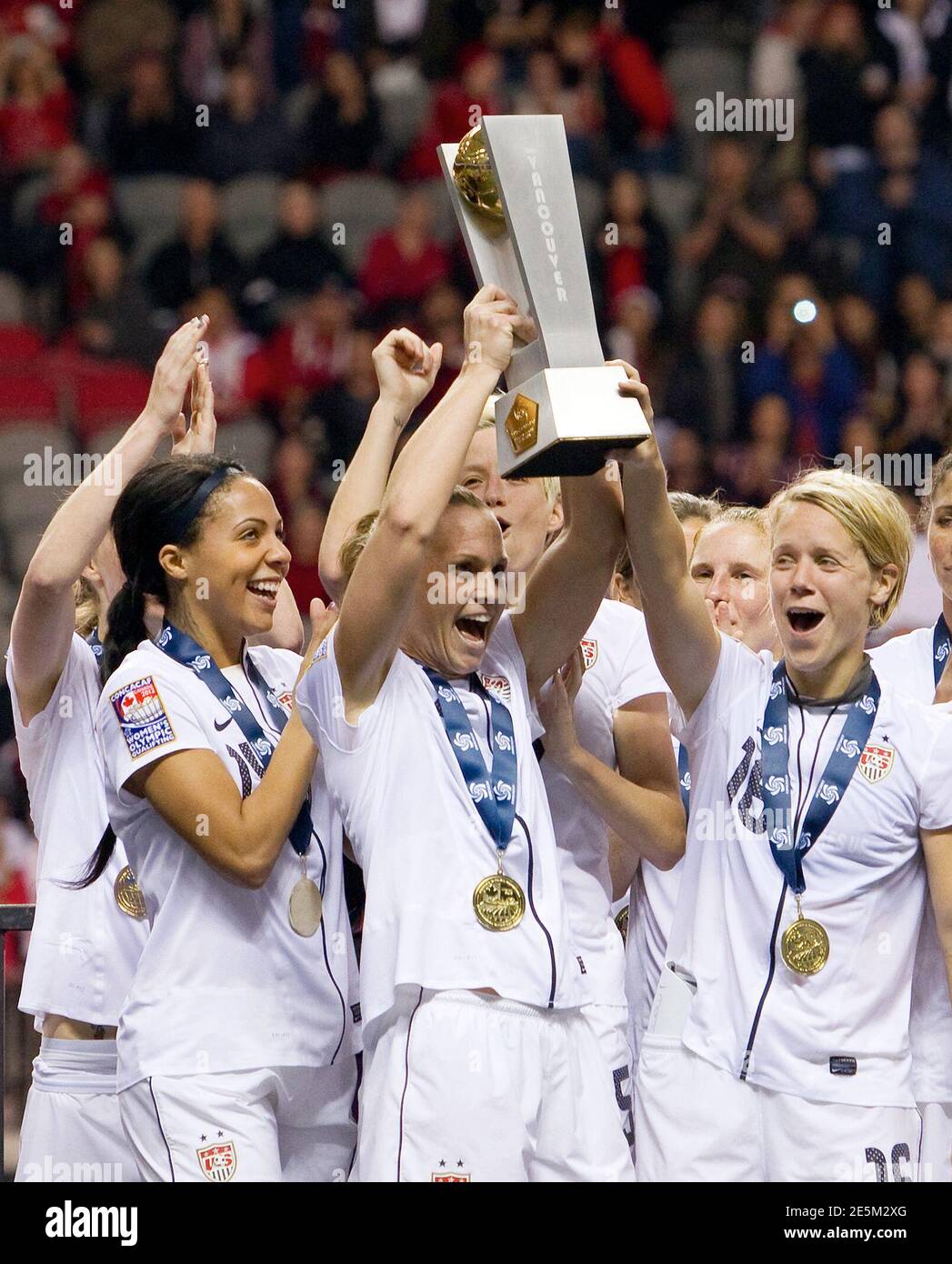 Concacaf trophy hi-res stock photography and images - Alamy