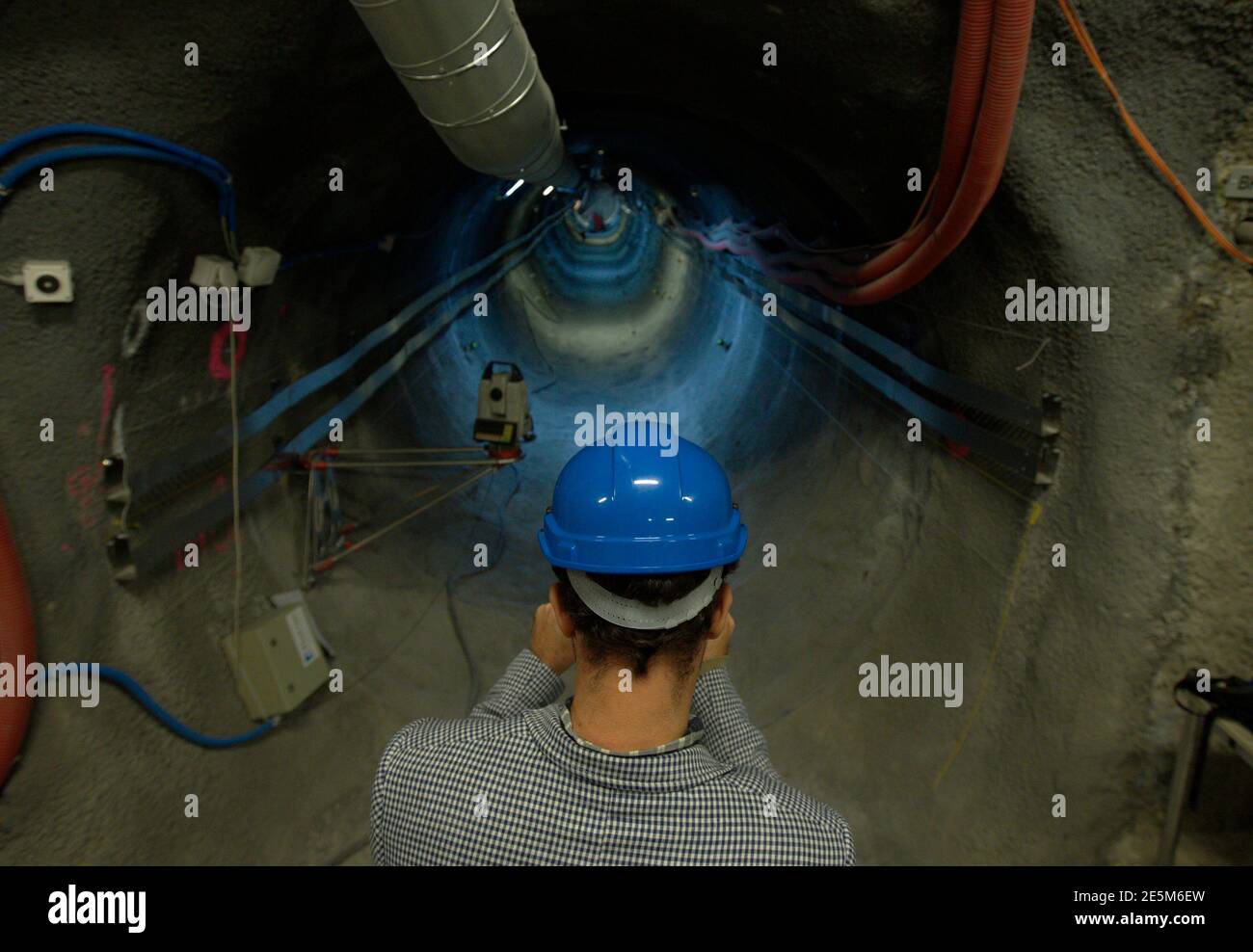 Geotechnical Laboratory High Resolution Stock Photography and Images ...