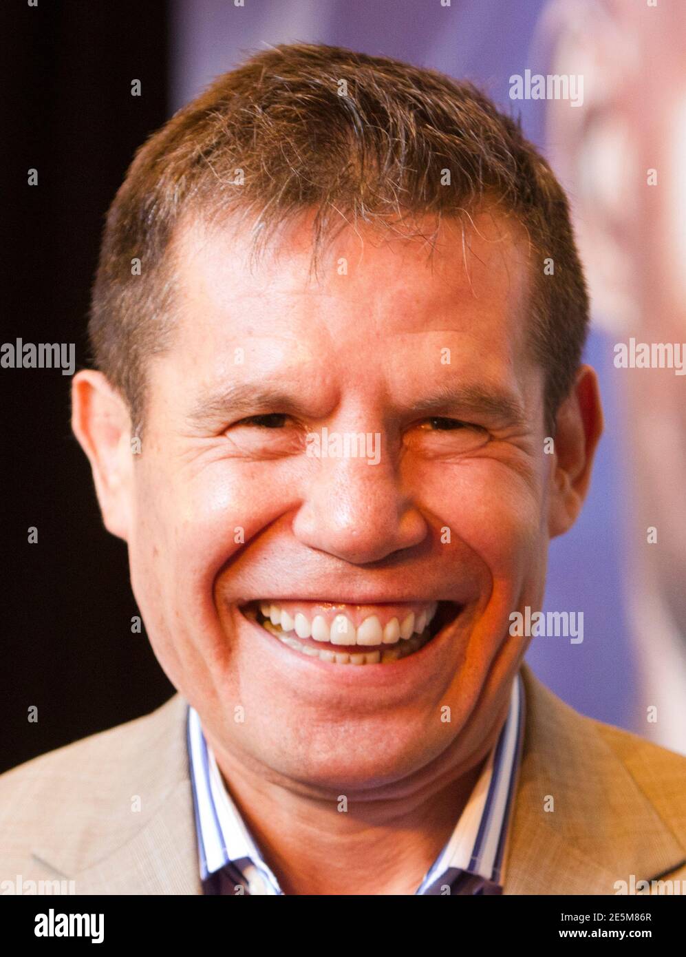 Julio chavez sr hi-res stock photography and images - Alamy