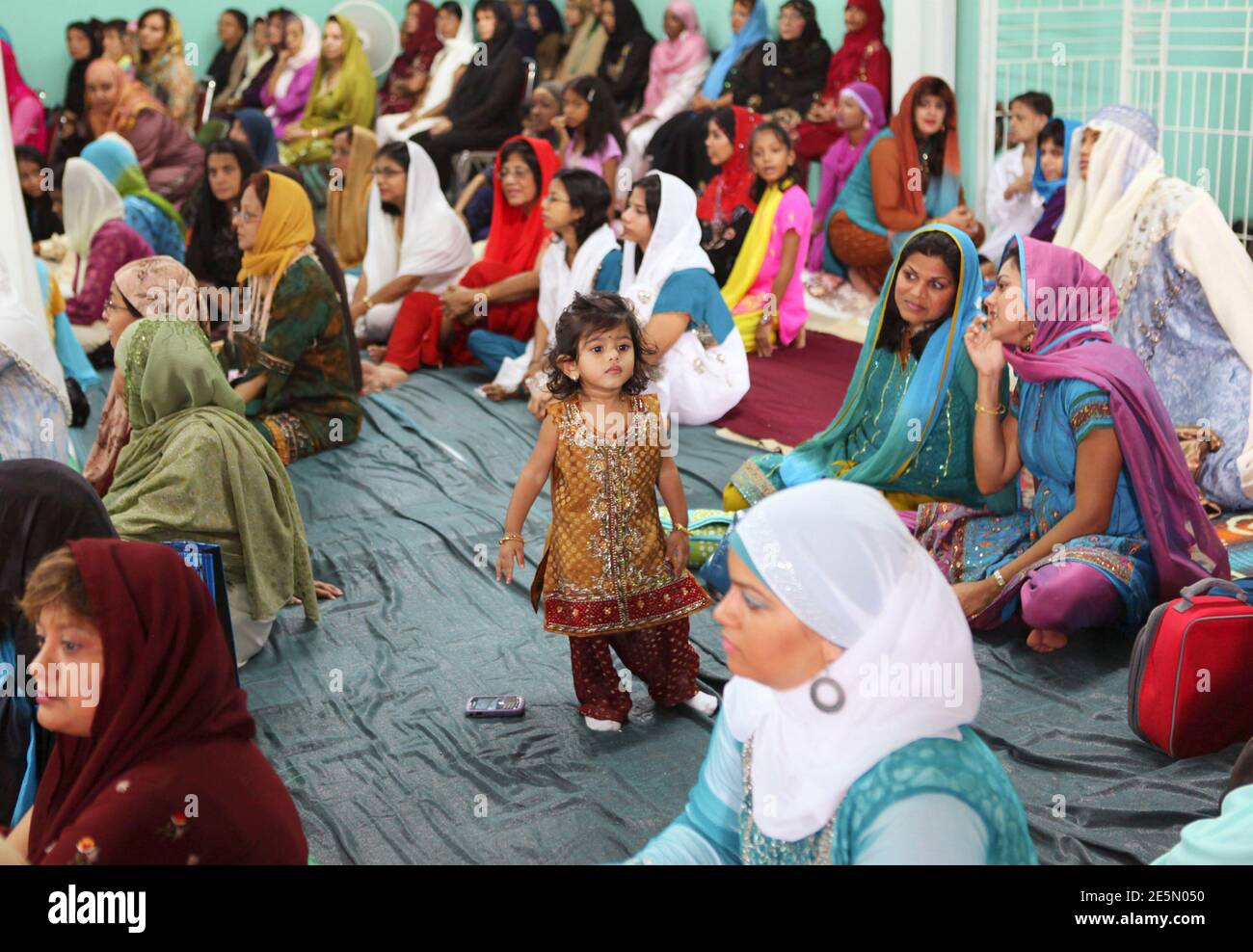 Mosque trinidad hi-res stock photography and images - Alamy