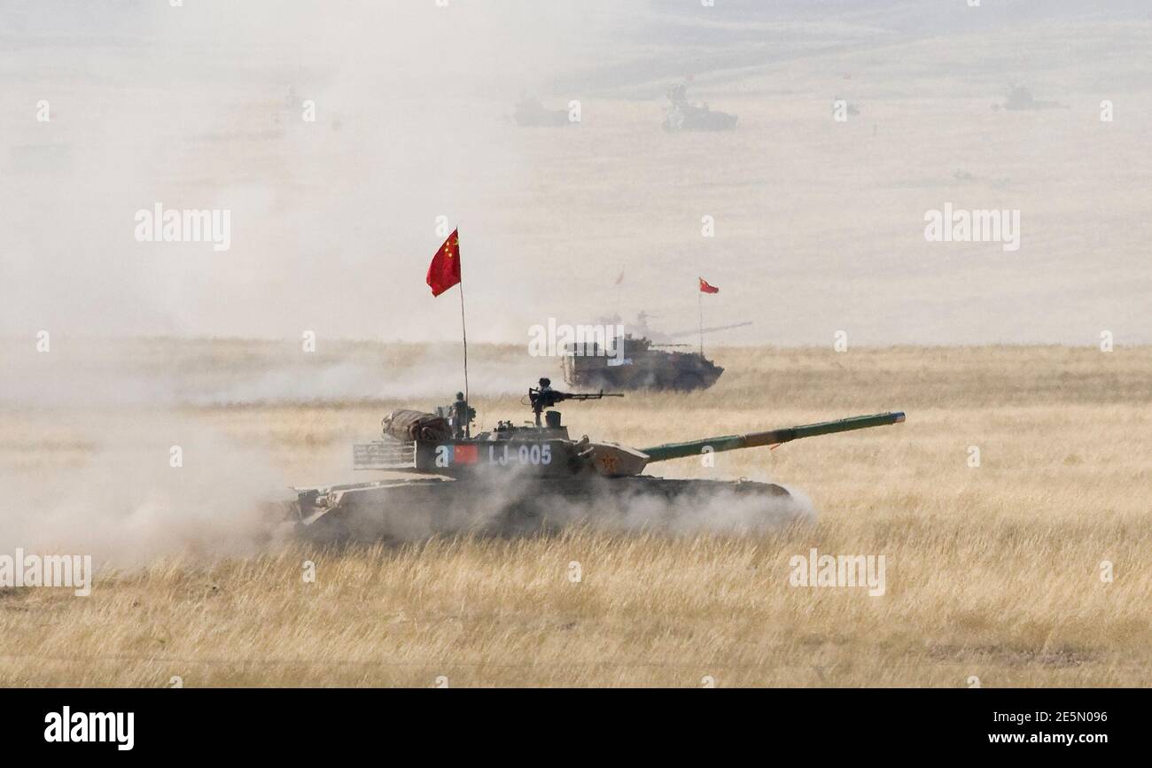 Chinese army tank hi-res stock photography and images - Alamy