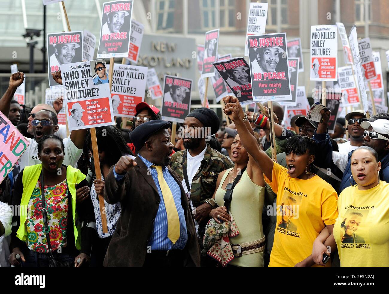 Smiley Culture High Resolution Stock Photography and Images - Alamy