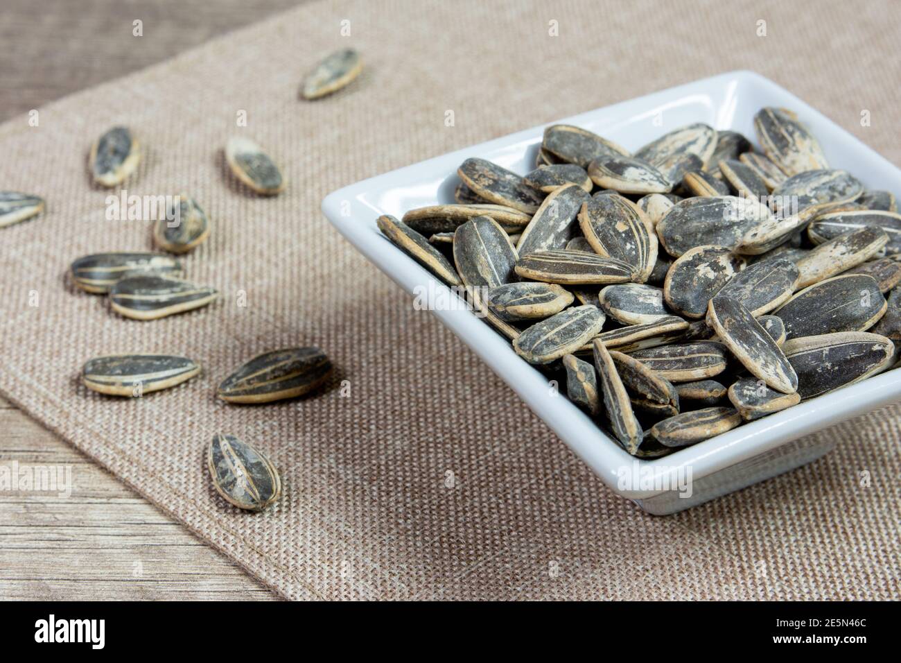 Sun flower seeds hi-res stock photography and images - Alamy