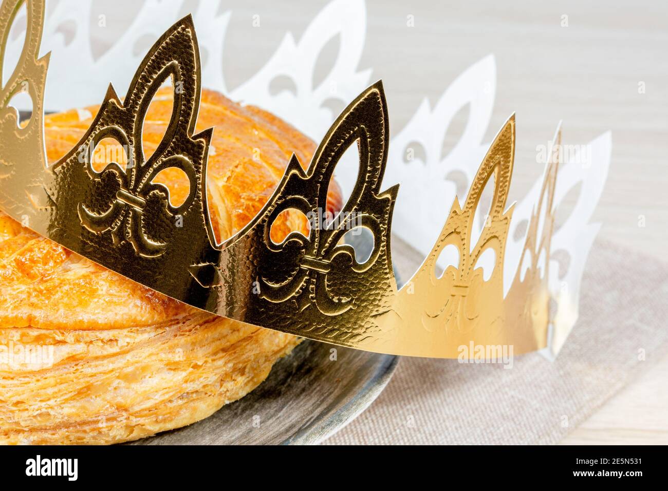 King Cake with marzipan and crown Stock Photo - Alamy