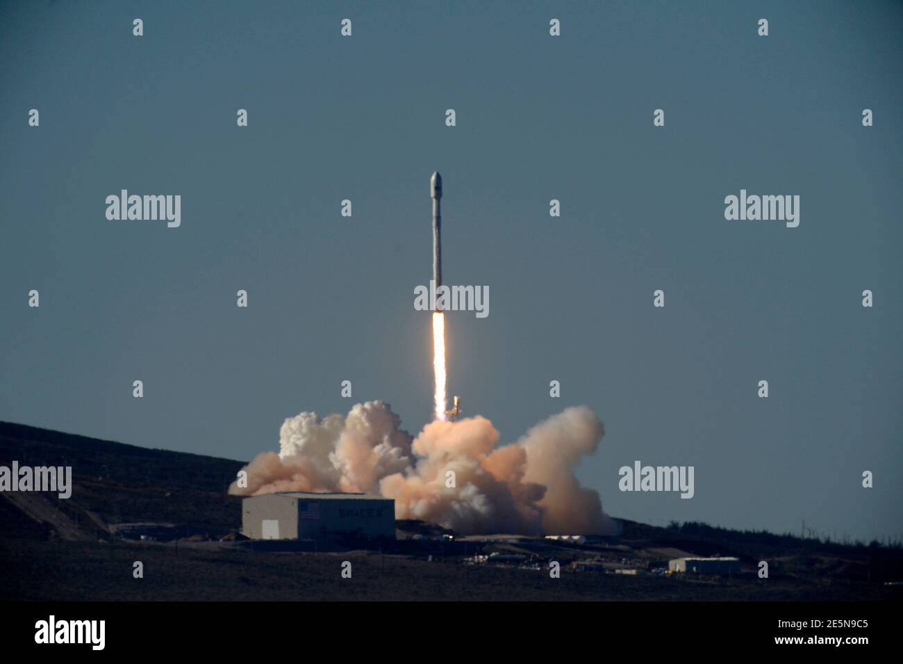 Vandenberg space force station hi-res stock photography and images - Alamy