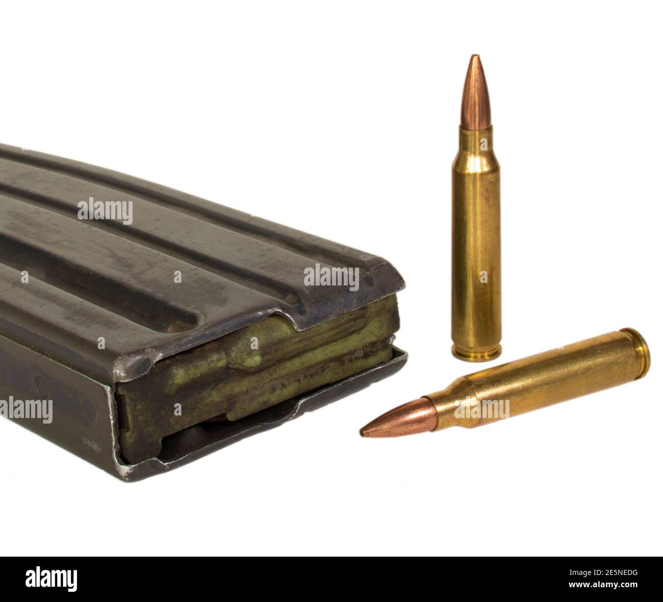 Empty brass cartridges hi-res stock photography and images - Alamy