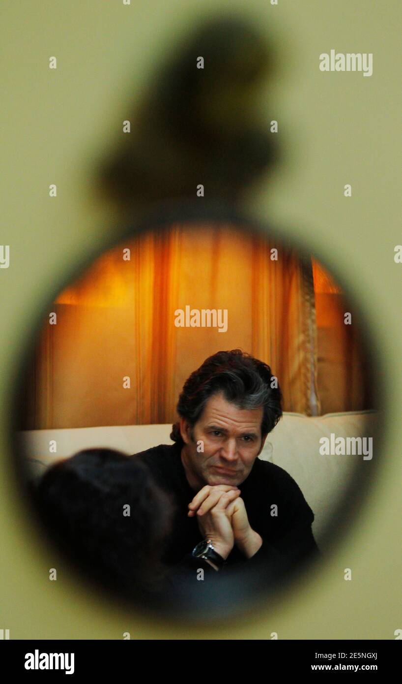 Andre iii dubus hi-res stock photography and images - Alamy