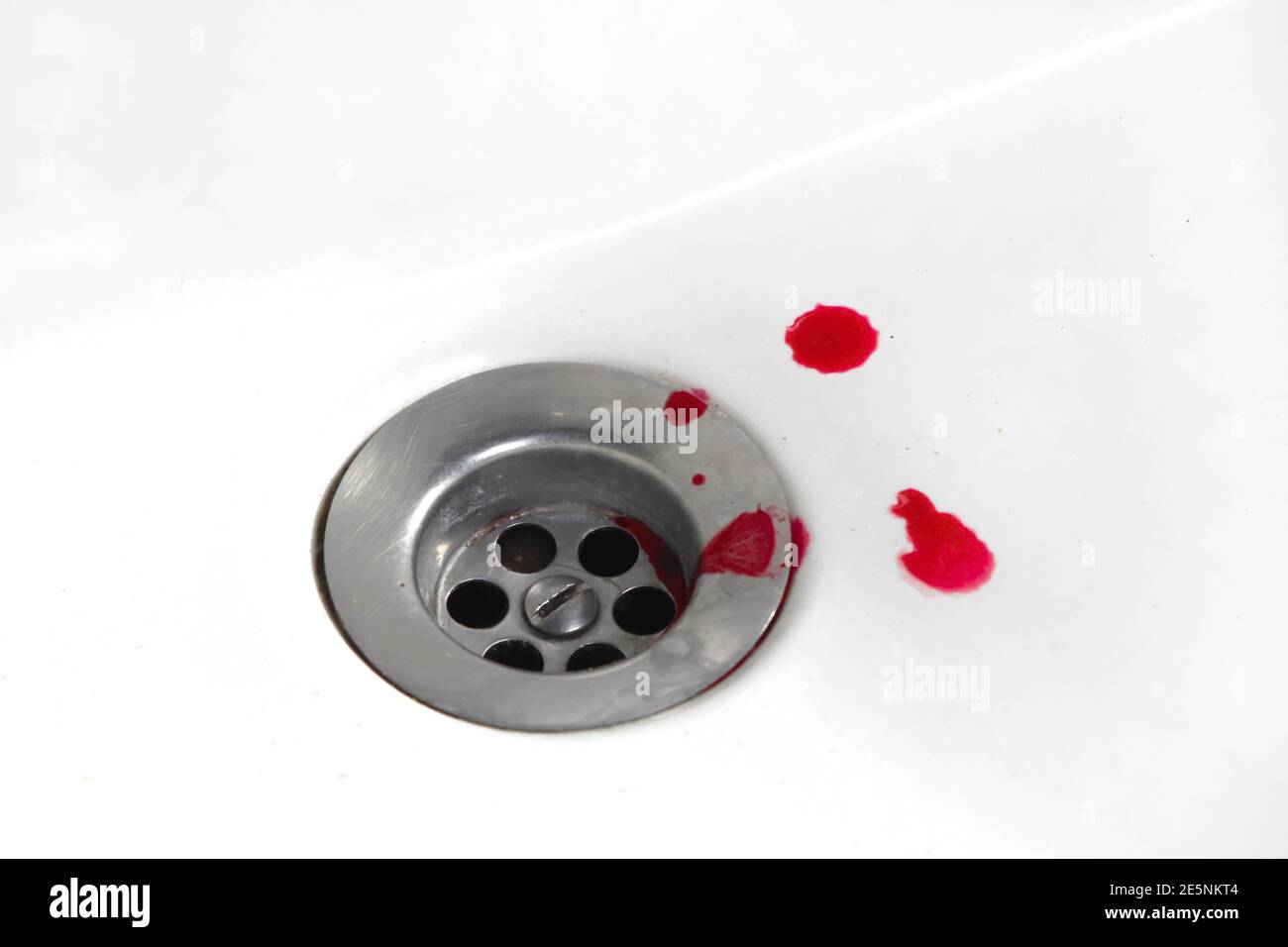 Blood in bathroom sink hi-res stock photography and images - Alamy