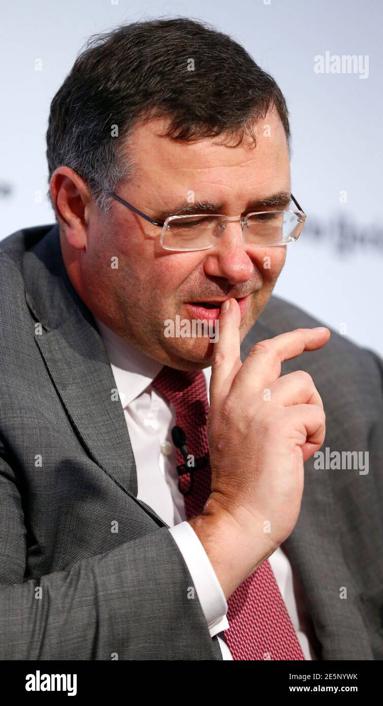 Total's ceo hi-res stock photography and images - Alamy