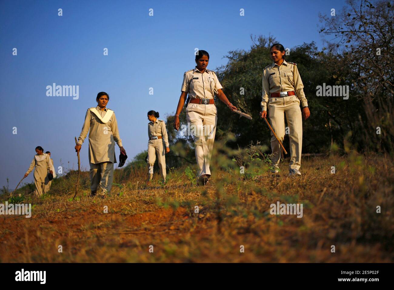 India woman forest ranger hi-res stock photography and images - Alamy