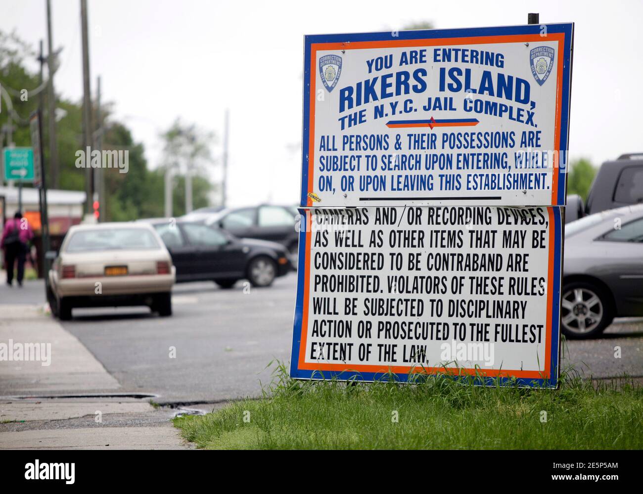 Rikers island sign hi-res stock photography and images - Alamy