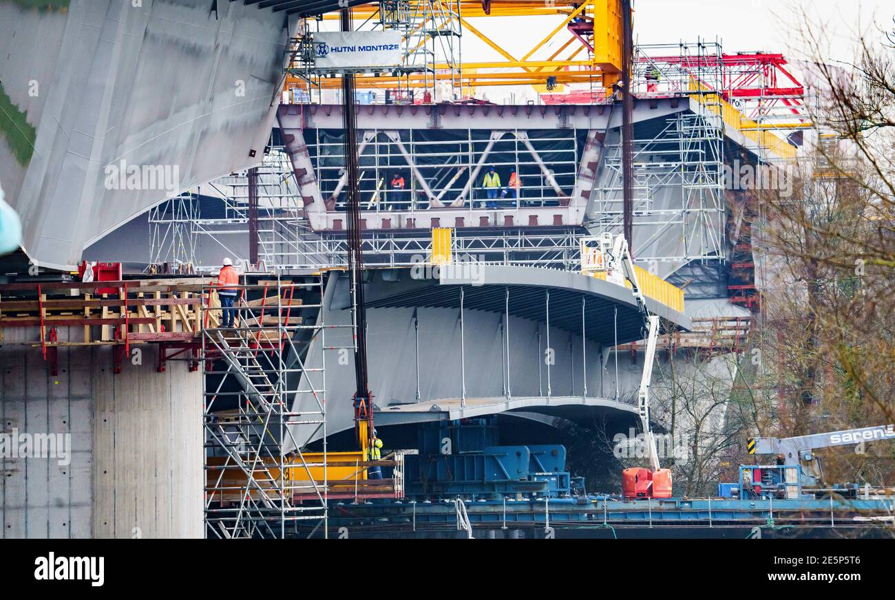 120 meter long ship hi-res stock photography and images - Alamy