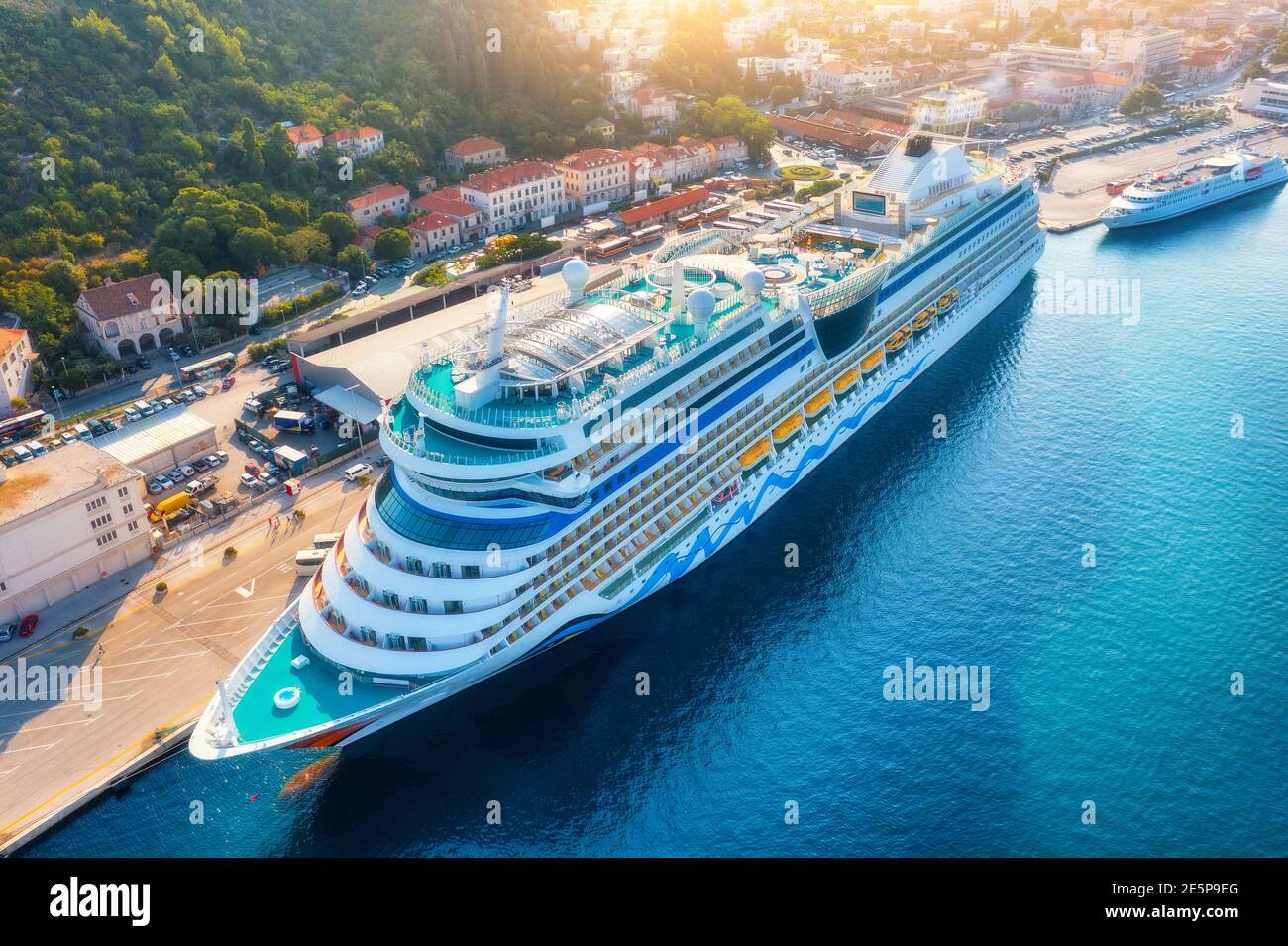 The vessel aerial hi-res stock photography and images - Alamy