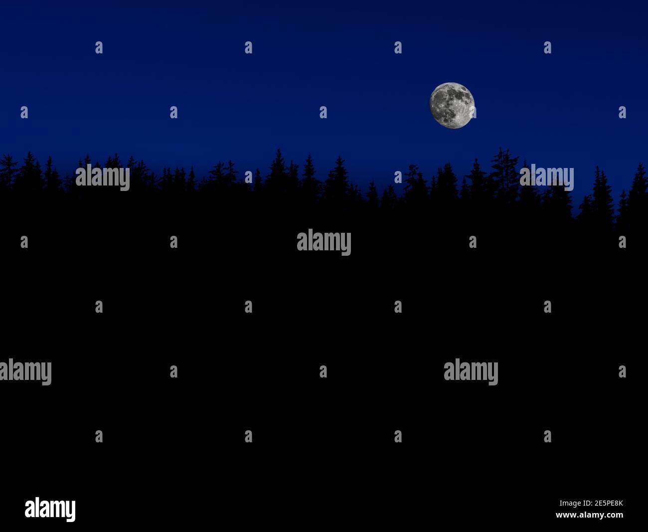 Moonlight tops hi-res stock photography and images - Alamy