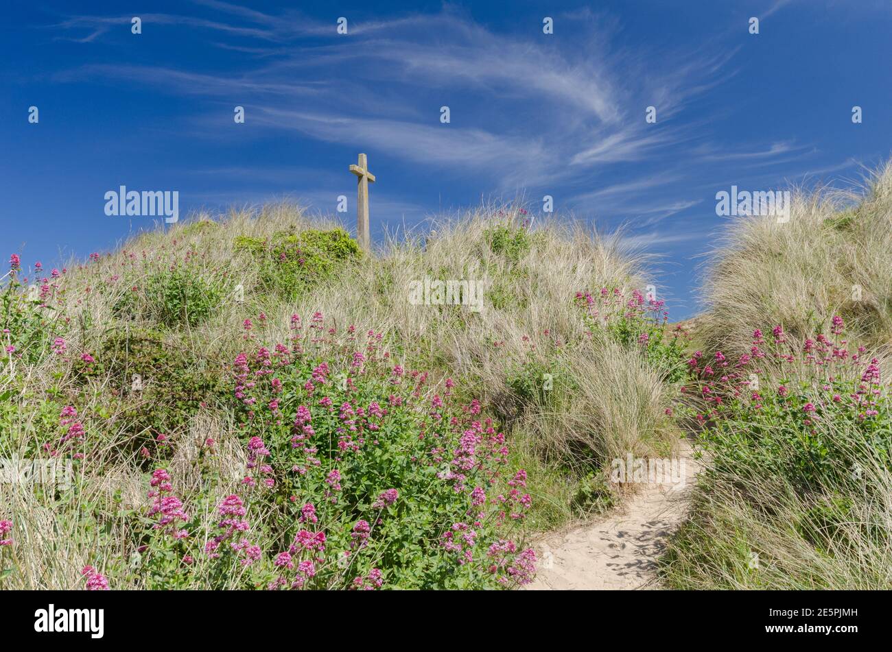 Large Cross on Sand Dune at Penhale Sands Stock Photo - Alamy