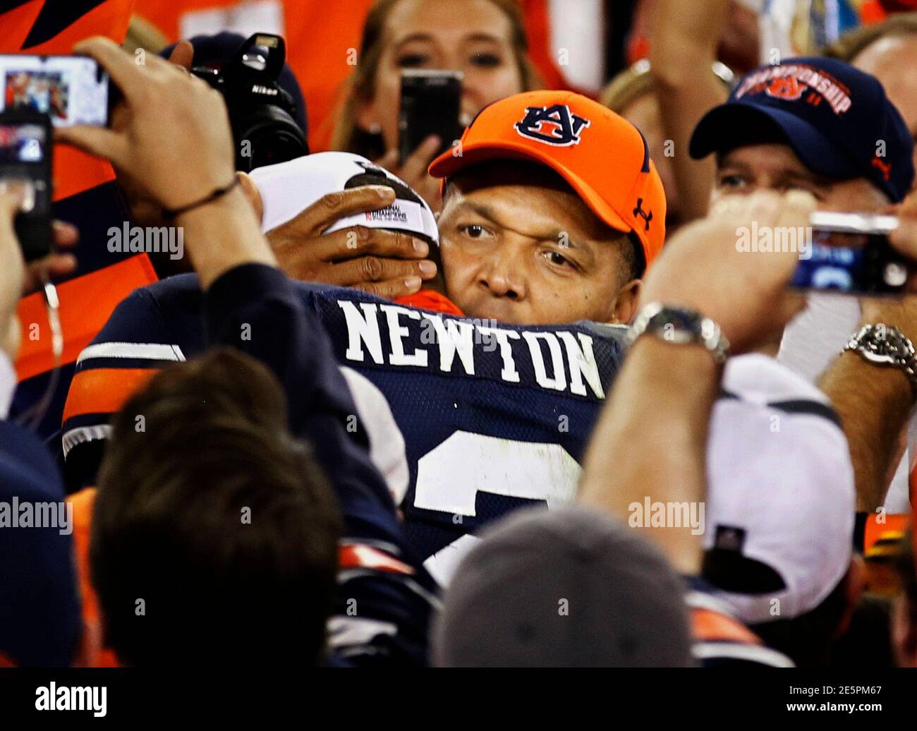 Cam newton father hi-res stock photography and images - Alamy