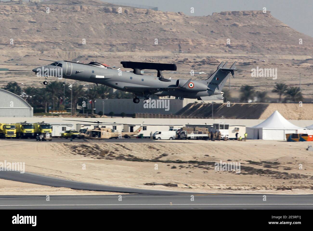 Embraer r 99 hi-res stock photography and images - Alamy