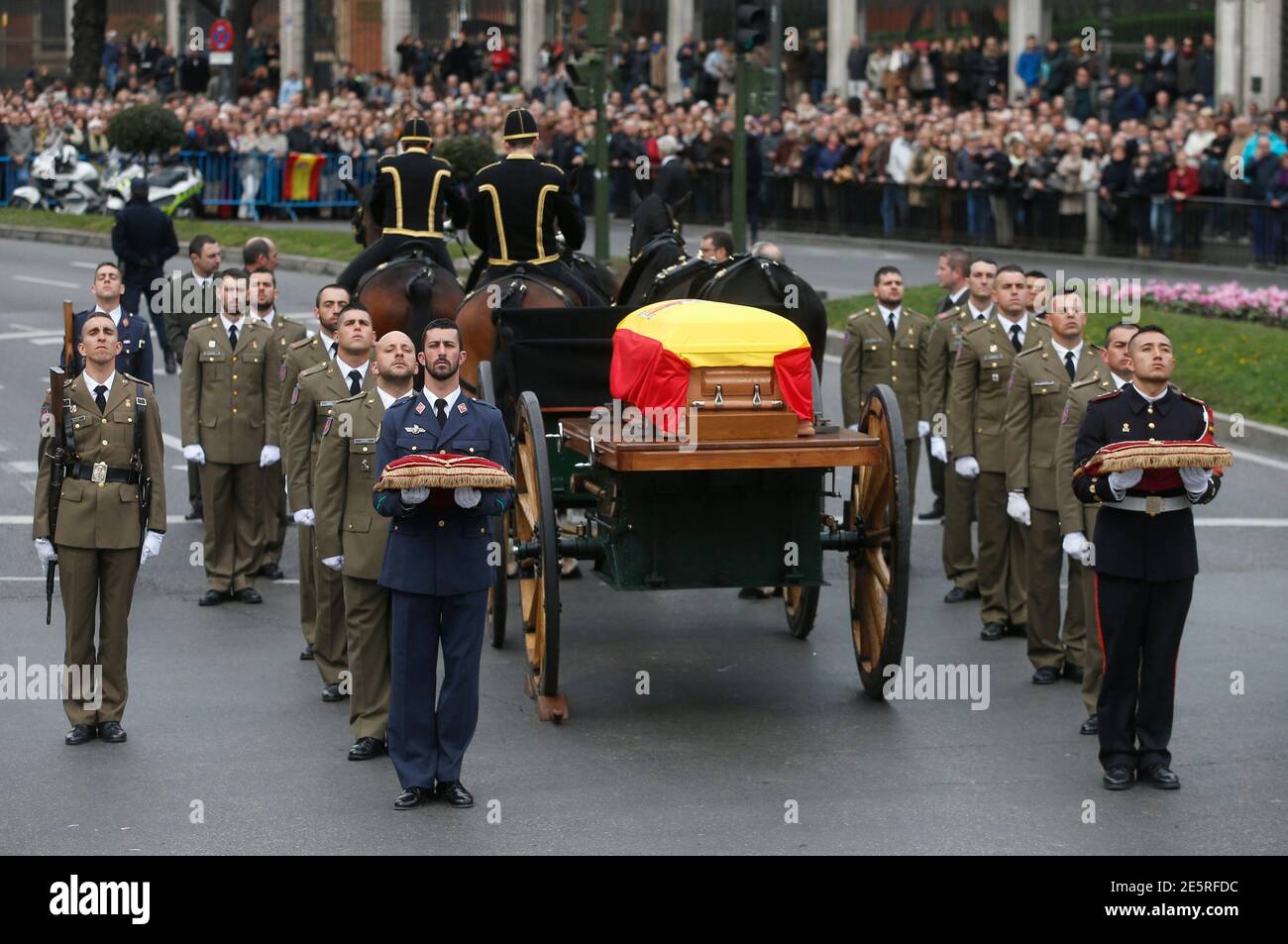 Francisco Franco Funeral High Resolution Stock Photography and Images ...