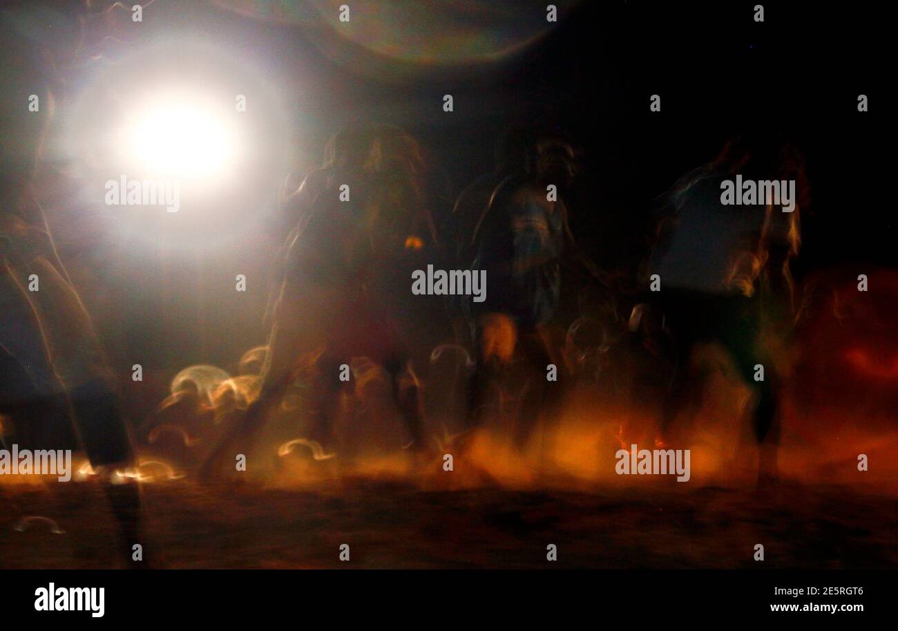 Australian aboriginals hi-res stock photography and images - Alamy