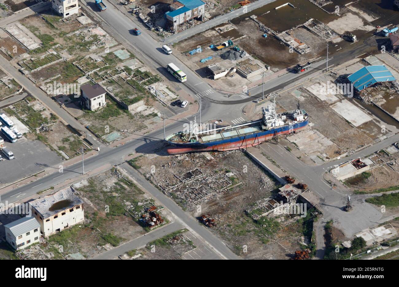 Kesennuma tsunami ship hi-res stock photography and images - Alamy