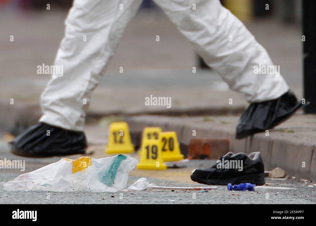 Police crime scene shoe hi-res stock photography and images - Alamy