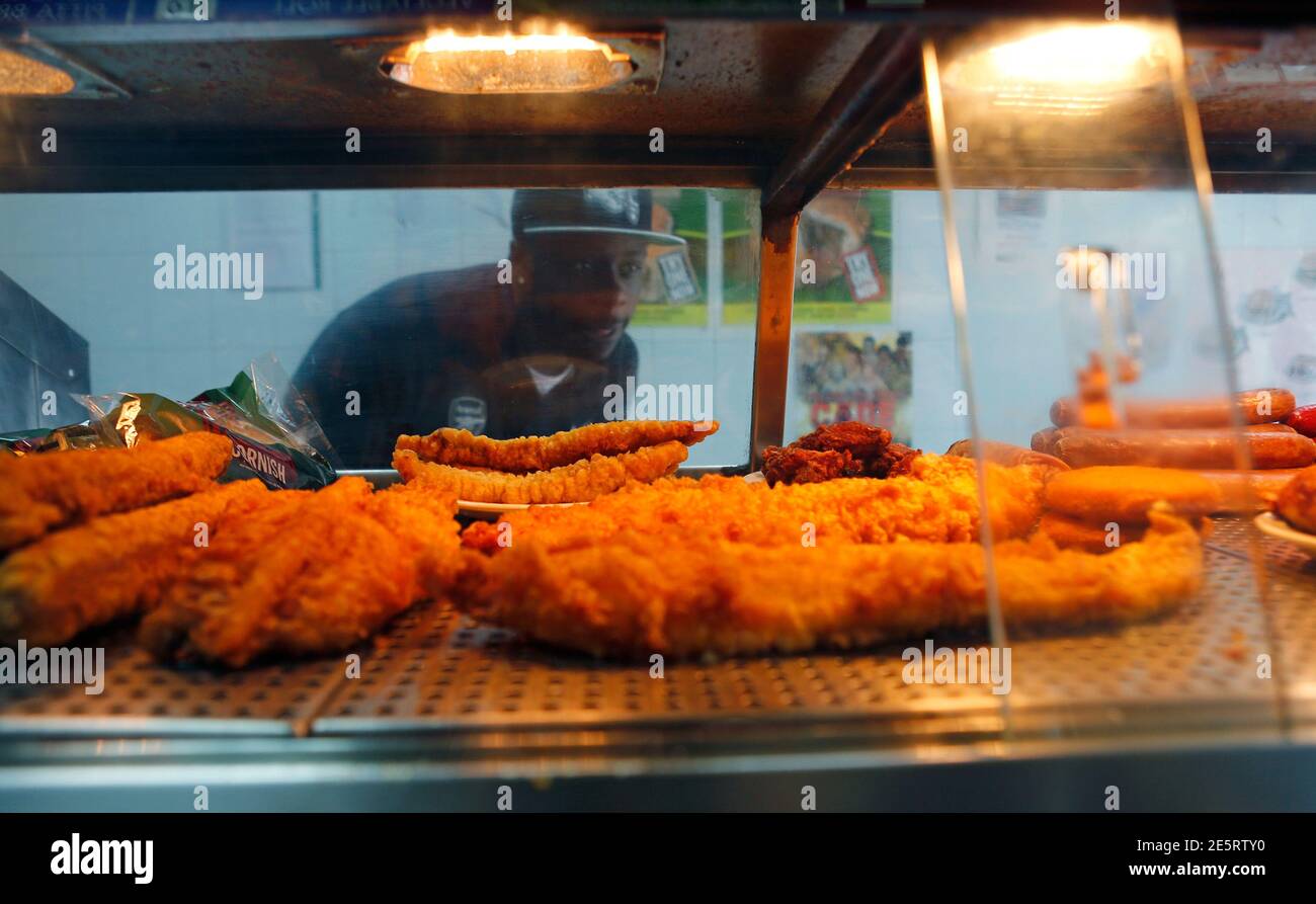 Battered black pudding hi-res stock photography and images - Alamy