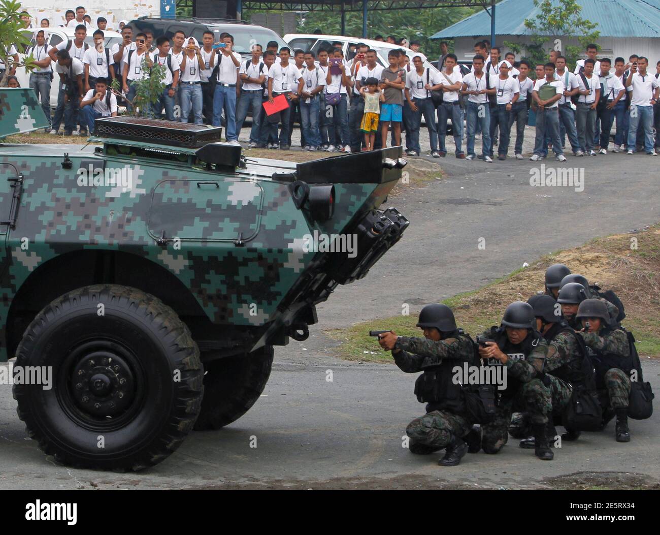 Anti tank block hi-res stock photography and images - Alamy