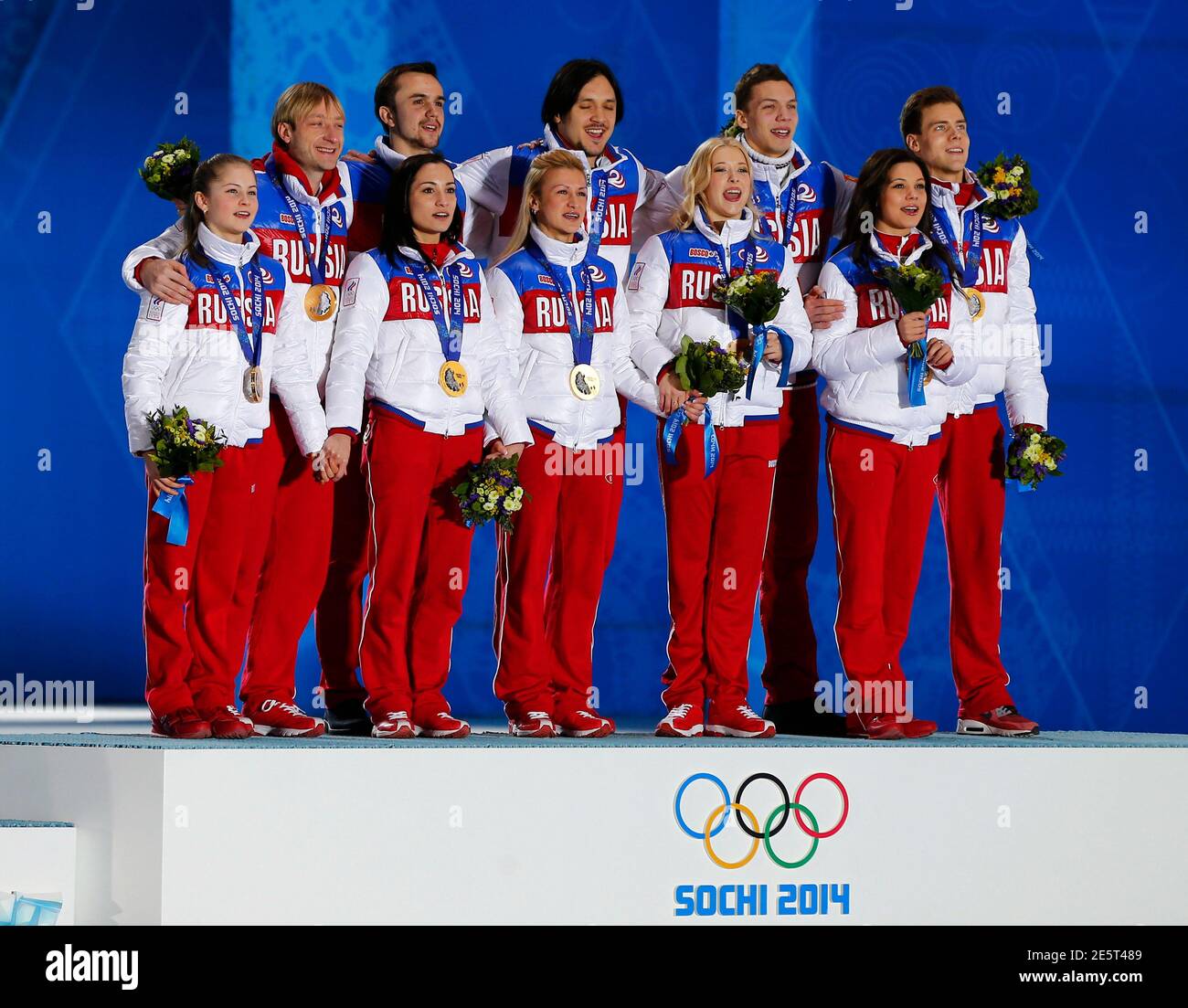 Team russia figure skating 2014 podium hi-res stock photography and ...