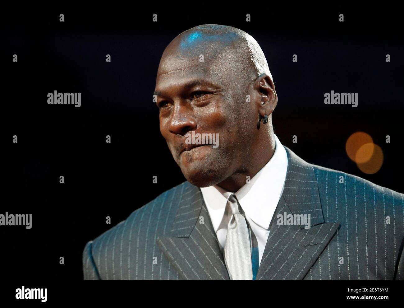 Michael jordan hall of fame hi-res stock photography and images - Alamy
