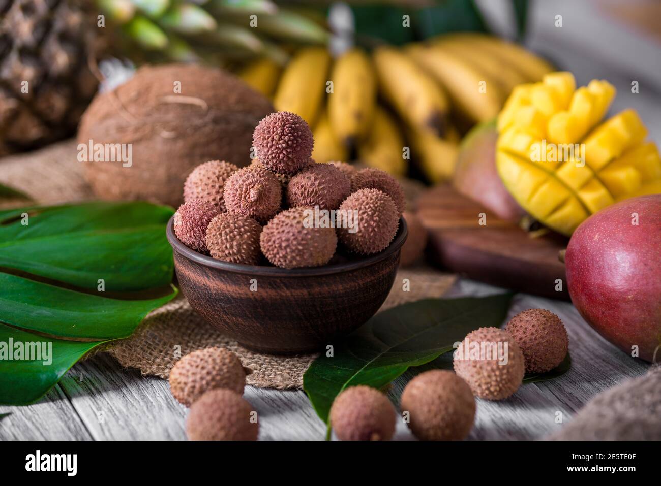 China bamboo pulp hi-res stock photography and images - Alamy